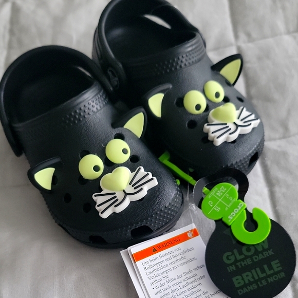 Shoes | Nwt Kids Glowinthedark Black Cat Crocs | Poshmark